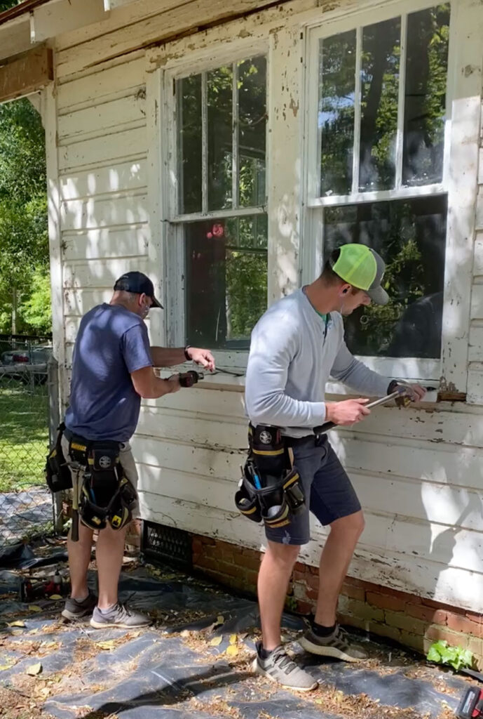 Restoring Original Siding: Removing Vinyl & Aluminum Siding