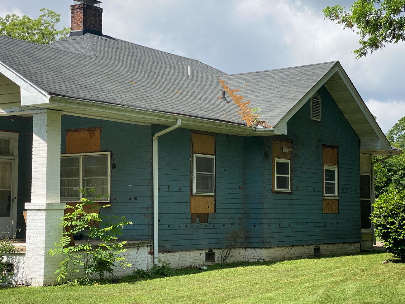 Restoring Original Siding: What Lies Beneath