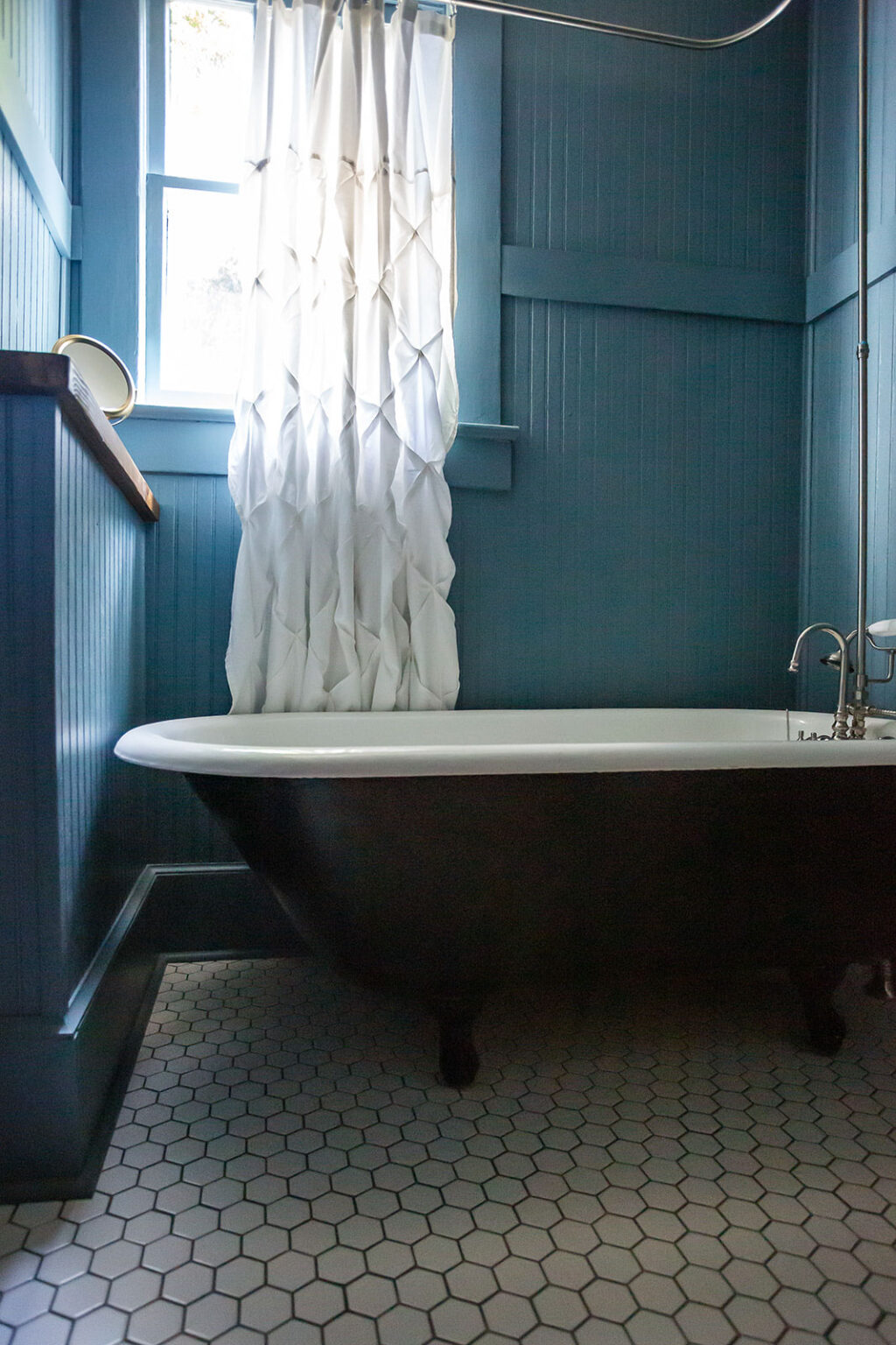 The West End: The Bathroom Renovation & Interior Updates
